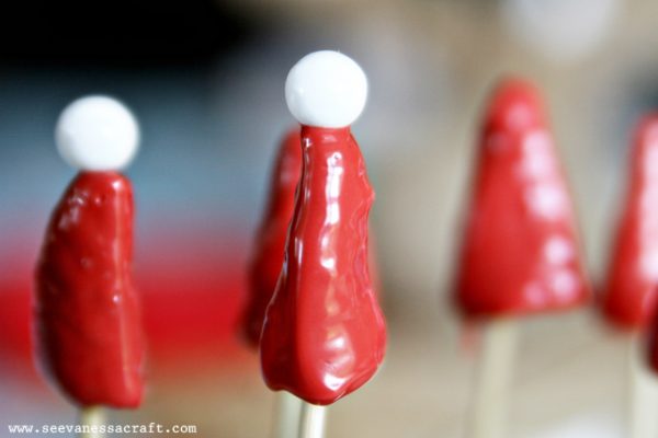 (20 crafty days of christmas) nutella & oreo santa hats - See Vanessa Craft