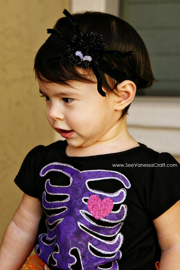 (30 crafty days of halloween) pom pom spider headband - See Vanessa Craft