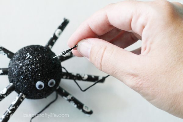 Halloween: Foam Halloween Spider Craft - See Vanessa Craft