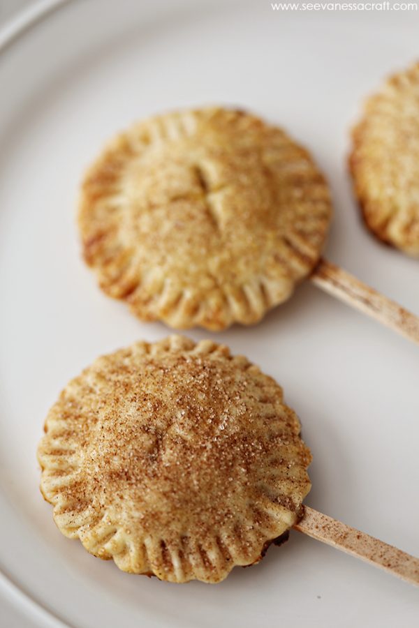 Recipe: Pumpkin Pie Pops - See Vanessa Craft