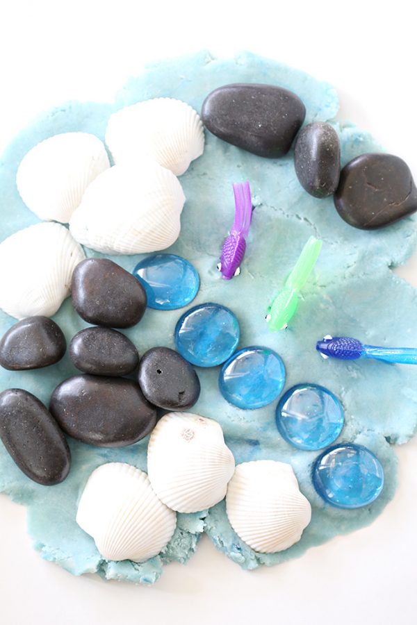 Craft: Homemade Ocean Themed Playdough - See Vanessa Craft