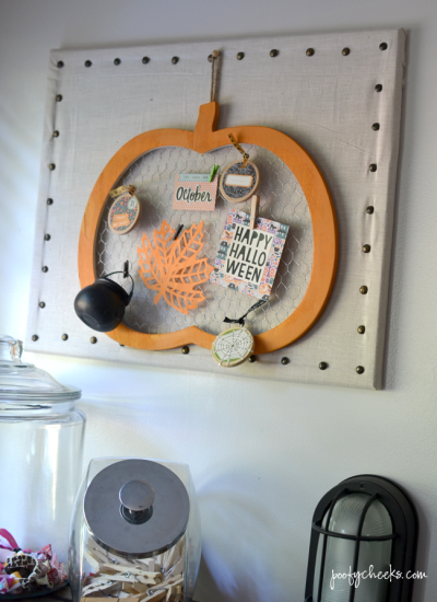 Halloween: DIY Chicken Wire Pumpkin - See Vanessa Craft