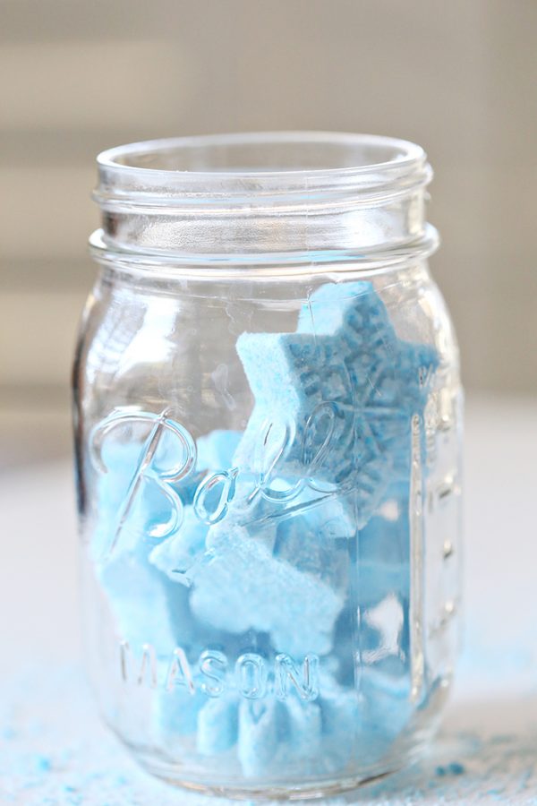 Craft: Frozen Snowflake Bath Bombs - See Vanessa Craft