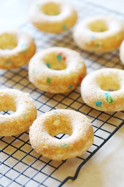 Easy Funfetti Cake Mix Baked Donut Recipe Tutorial
